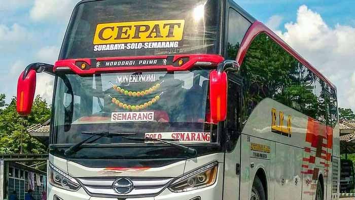 Naik Bus Eka dari Surabaya ke Semarang